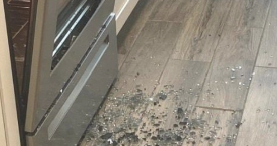 Why Oven Doors Break and Tips to Avoid It – Unveiling the Facts!