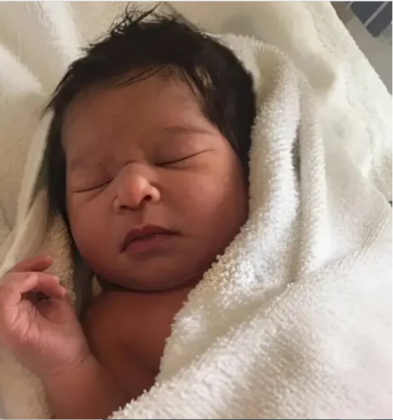 Baby Ivy Stuns Doctors by Appearing with Full Head of Hair in 20-Week ...